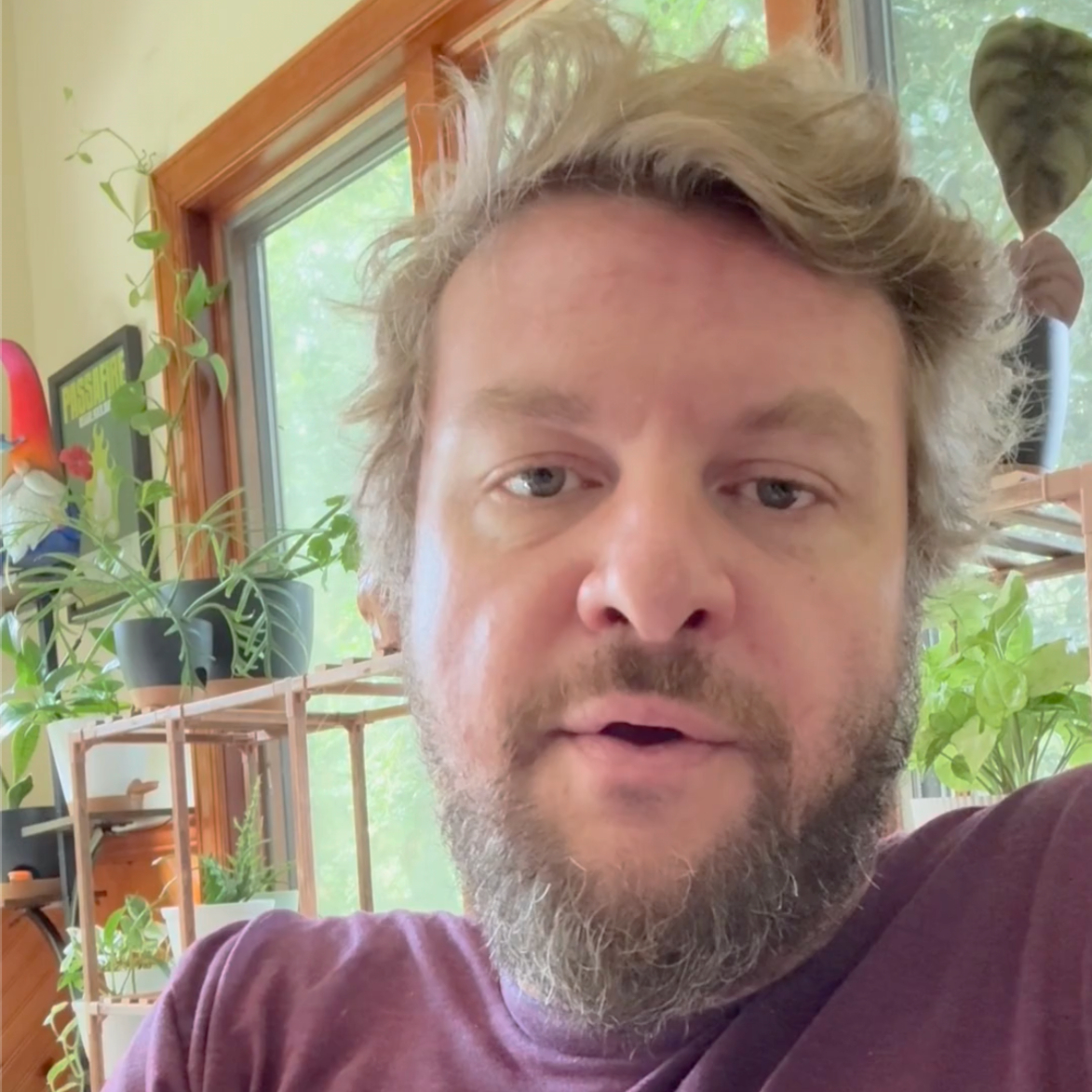 Passafire Frontman Details the Offspring’s ‘Huge Influence’ on His Band ...